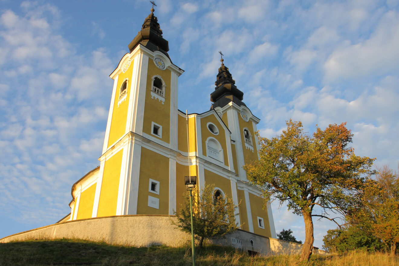 Romarska cerkev na Gori Oljki – Izbran.si